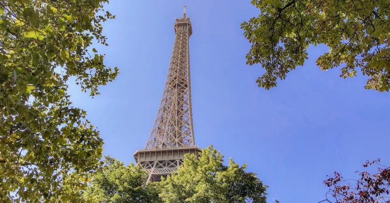 20 Famous landmarks in France (+ map) | 2023 French landmark guide