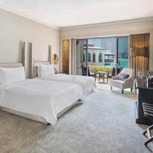 Dubai Fountain show: Timings and best viewpoints | CosmopoliClan