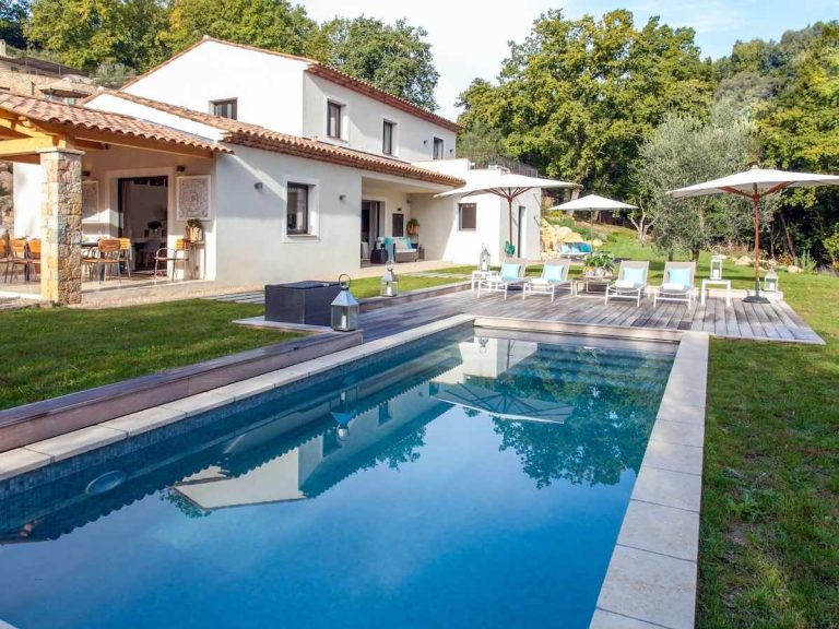 26x Holiday villas in the South of France with a private pool